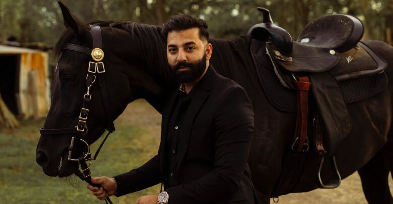 Demonstrations against Zeeshan Chaudhry murder over $5. – VOSA