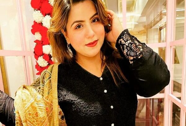 Ayesha Akram wanted to extort money from suspects in Minar-e-Pakistan ...