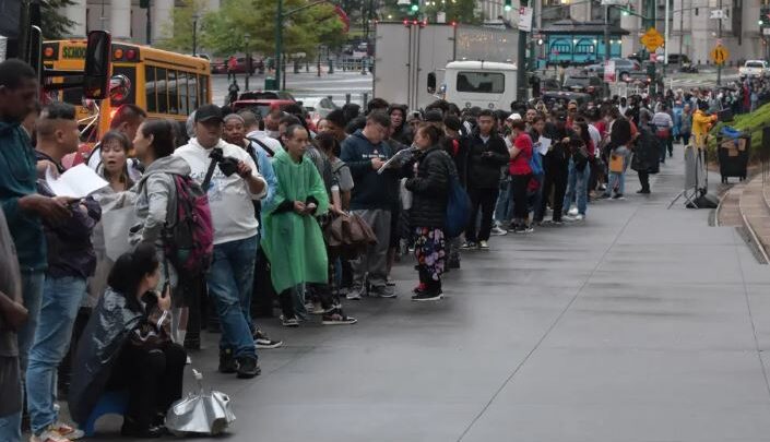 Immigrants in NYC running from pillar to post to get work permits – VOSA